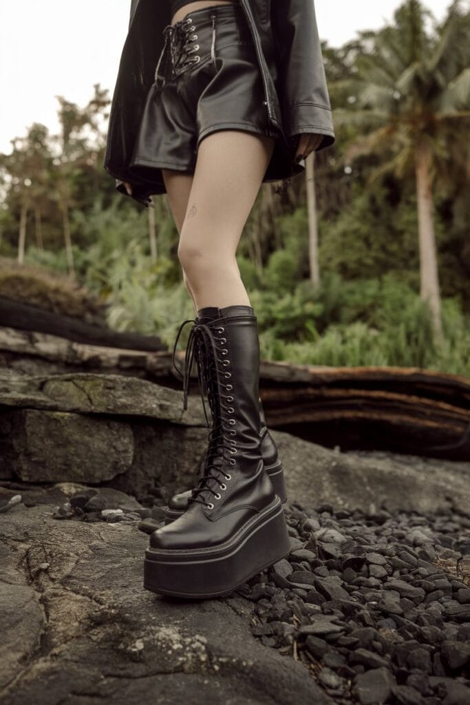 40 Casual Goth Outfit Ideas - Gloomy Girlz