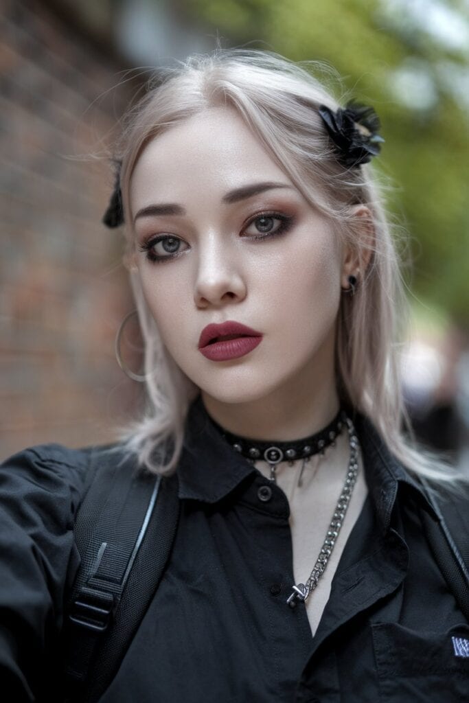 30 Goth Makeup Ideas - Gloomy Girlz
