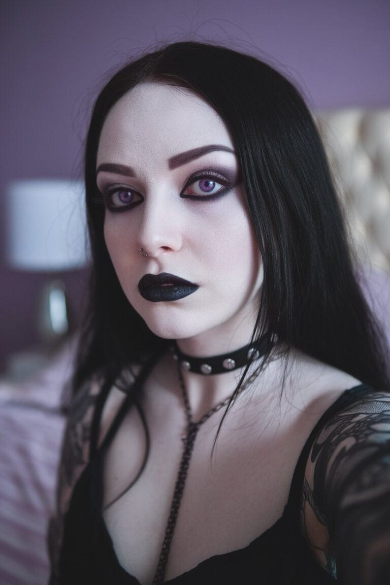 30 Goth Makeup Ideas - Gloomy Girlz