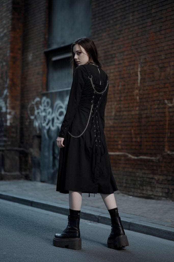 50 Goth Outfit Ideas - Gloomy Girlz