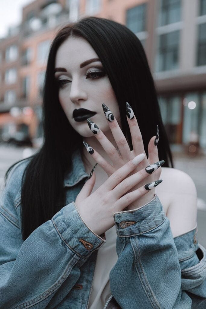 30 Goth Stiletto Nail Ideas - Gloomy Girlz