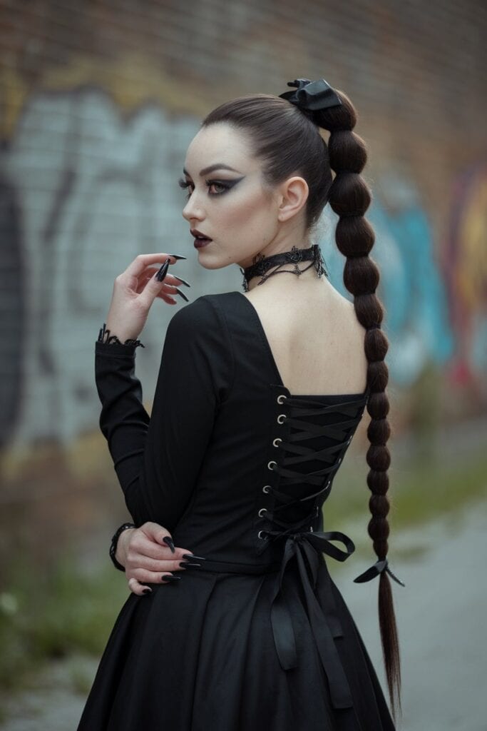 20 Long Goth Hairstyles - Gloomy Girlz