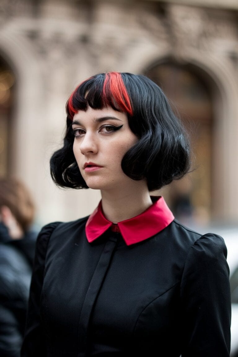 18 Short Goth Hairstyles - Gloomy Girlz