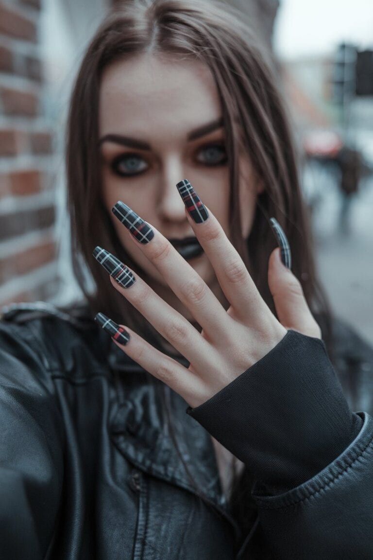 40 Goth Nail Ideas - Gloomy Girlz