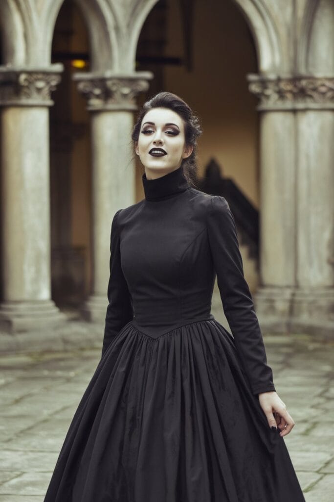 20 Formal Goth Dress Ideas - Gloomy Girlz
