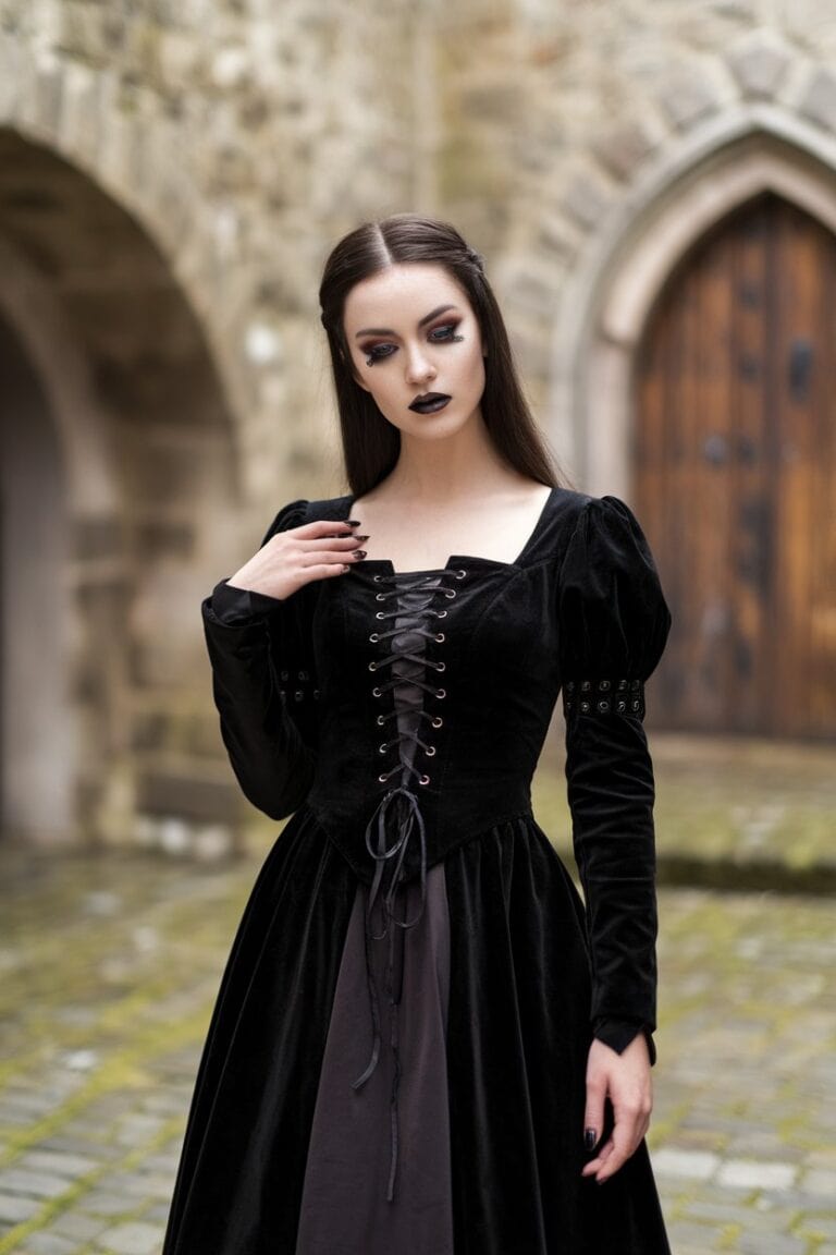 20 Formal Goth Dress Ideas - Gloomy Girlz