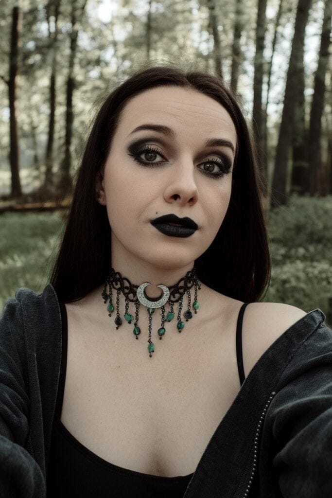 28 Goth Choker Ideas - Gloomy Girlz