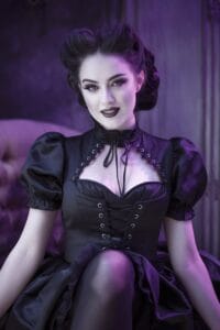 Goth Subculture 101 - Gloomy Girlz