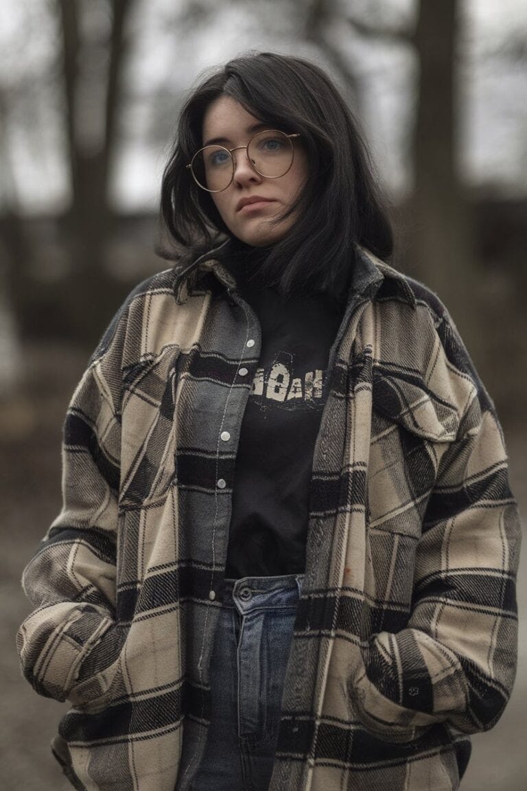 How Did Grunge Start? - Gloomy Girlz
