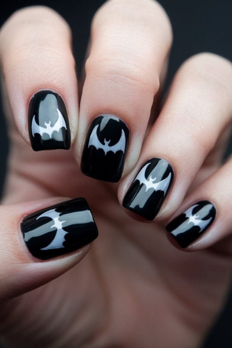 40 Short Goth Nail Ideas - Gloomy Girlz