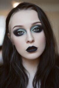 27 Soft Goth Makeup Ideas - Gloomy Girlz