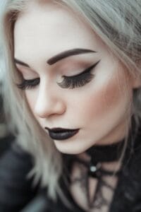 27 Soft Goth Makeup Ideas - Gloomy Girlz