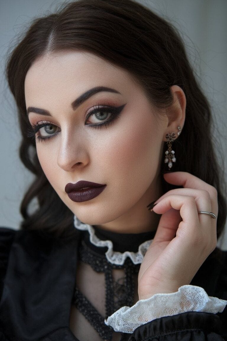 36 Traditional Goth Outfit Ideas - Gloomy Girlz
