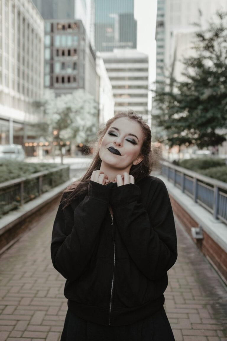 What is Soft Goth? - Gloomy Girlz