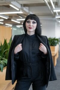 24 Professional Goth Outfit Ideas - Gloomy Girlz
