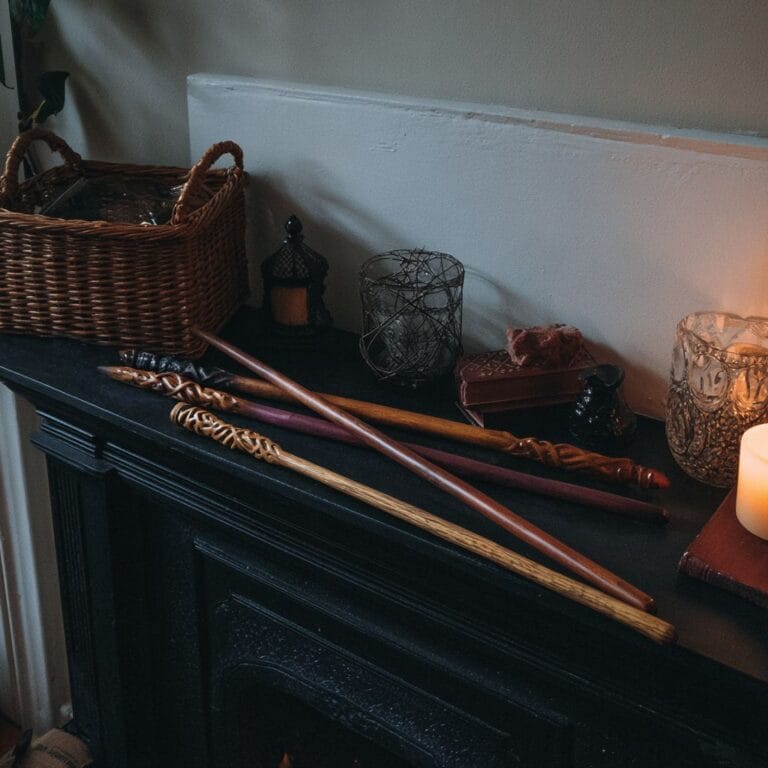 28 Cottage Witch Home Décor Ideas - Gloomy Girlz