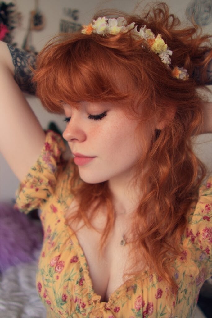 18 Cottagecore Hairstyle Ideas - Gloomy Girlz