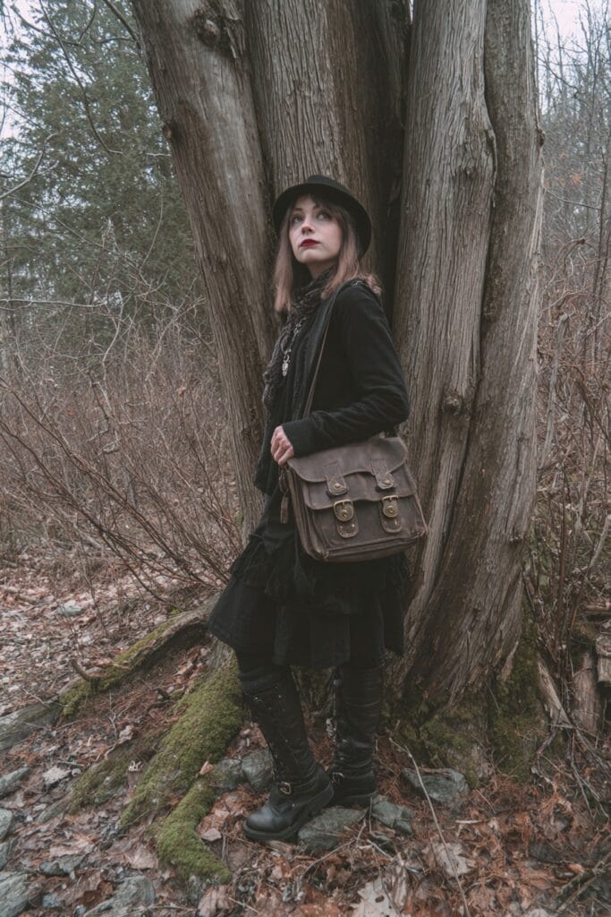 30 Cottage Witch Inspired Outfits - Gloomy Girlz