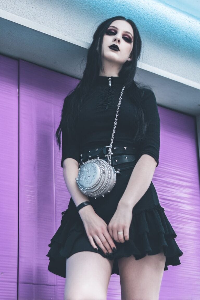 25 Whimsical Goth Outfit Ideas - Gloomy Girlz