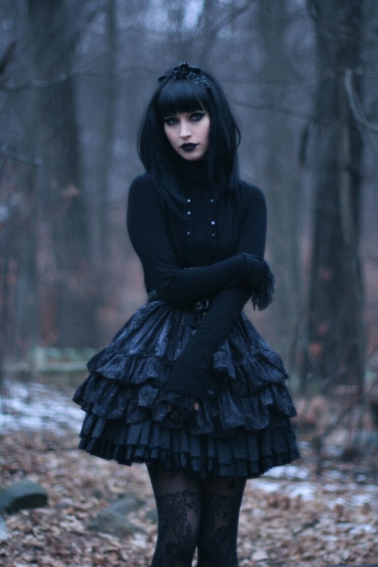 25 Whimsical Goth Outfit Ideas - Gloomy Girlz